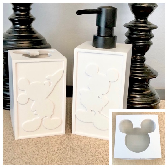 Disney | Bath | Nwt Disney Mickey Mouse Soap Dispensertoothbrush Holder ...